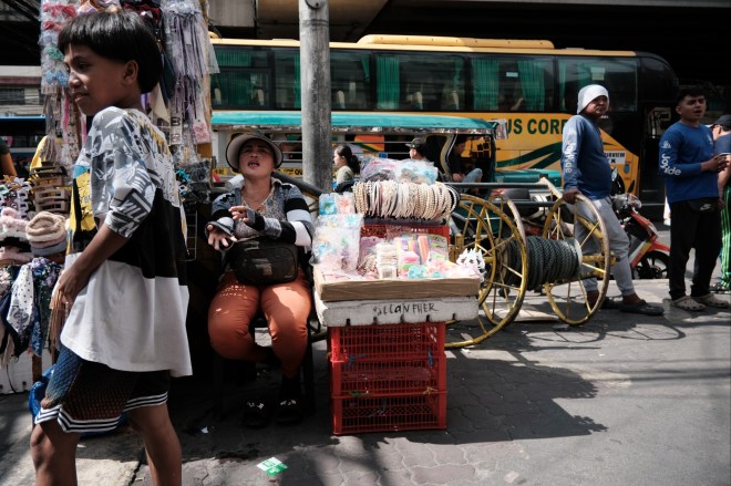 Street vendor, Manila, Philippines – gsworldphoto